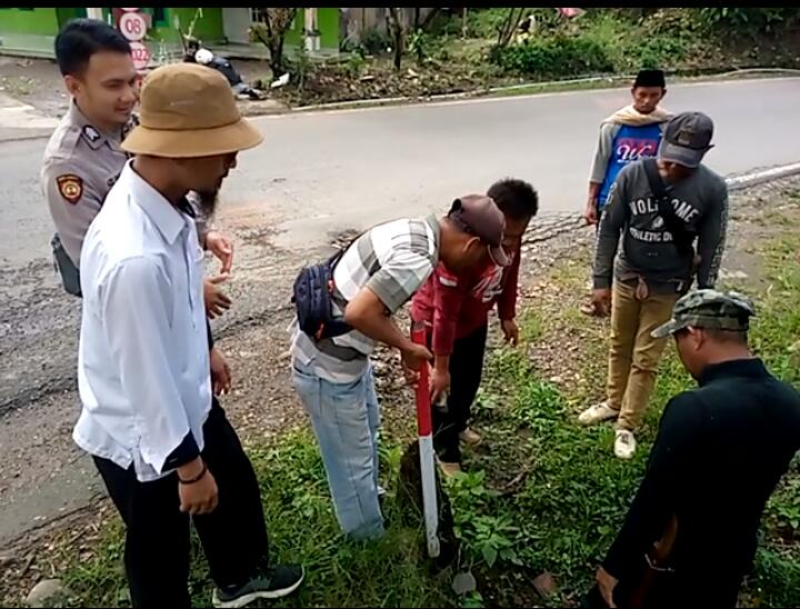 Pemdes Jampangtengah Mulai Patok dan Ukur Tanah PTSL | Sukabumizone