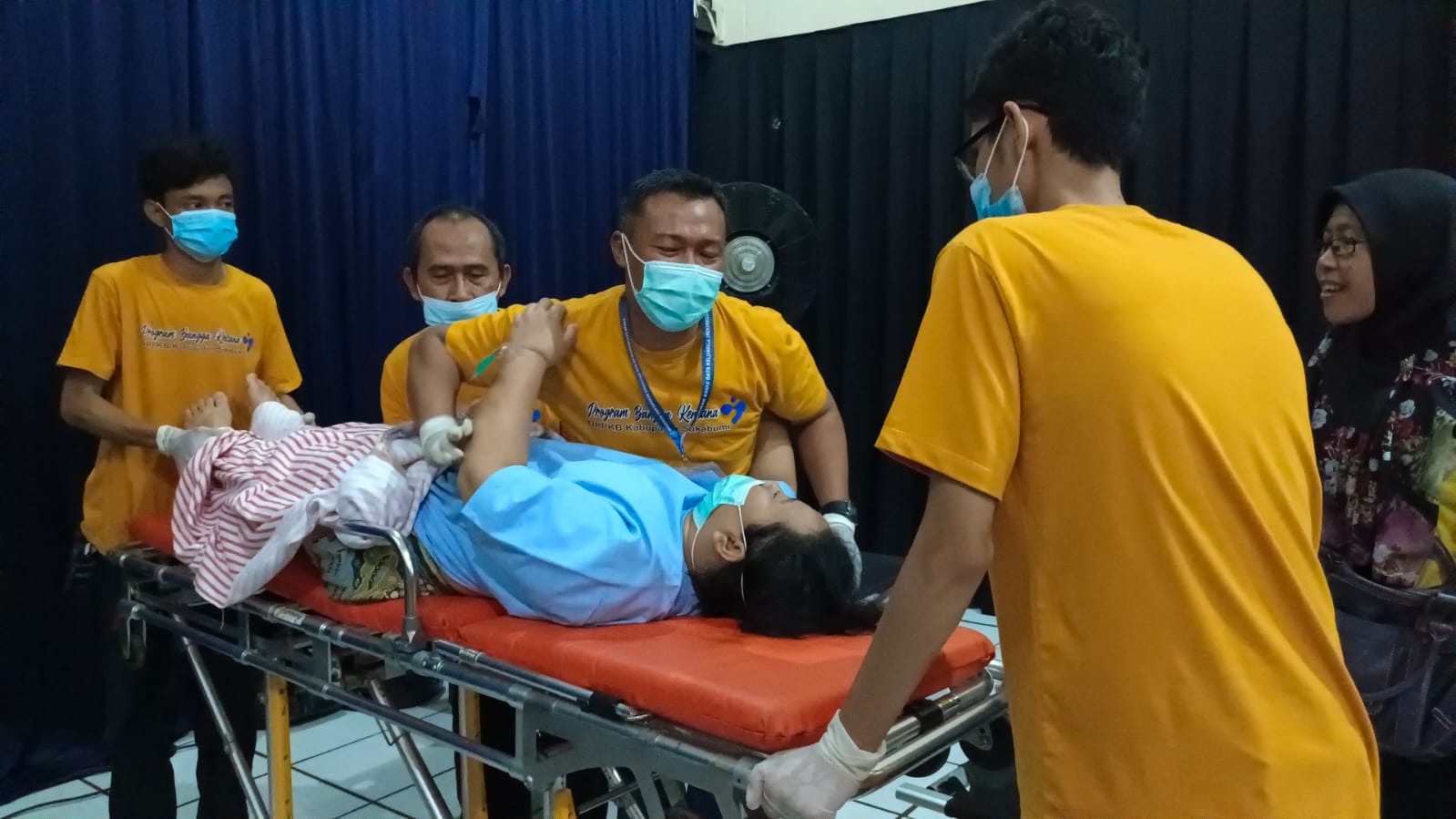 DPPKB Kecamatan Cicantayan Beri Layanan KB MOW dan MOP Gratis ...