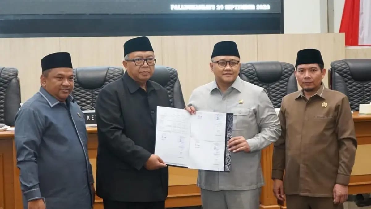 Tok! APBD Perubahan 2023 Kabupaten Sukabumi Disepakati Menjadi Perda | Sukabumizone